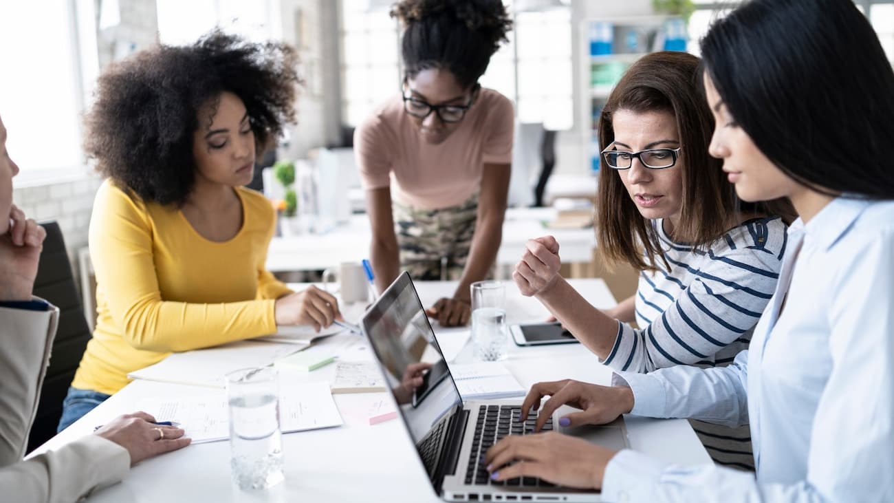 How to hold effective strategic planning meetings | Mural